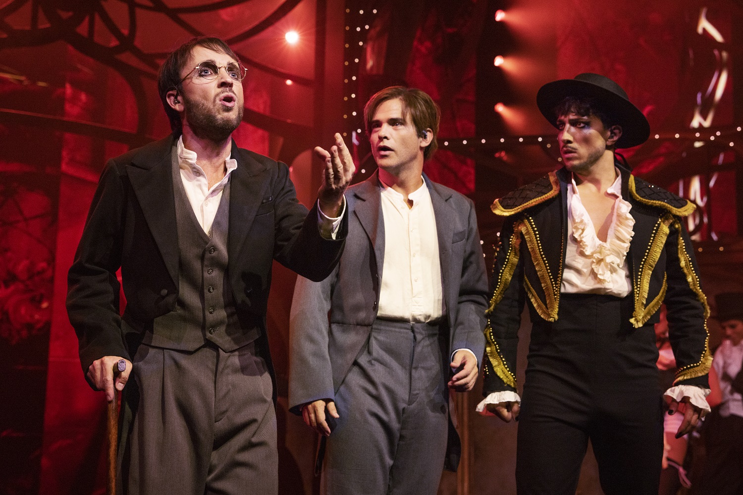Anmeldelse: Moulin Rouge - Scenekanten