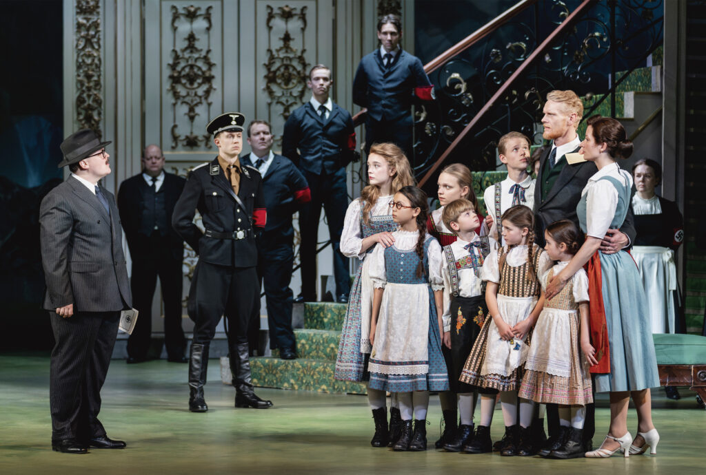 Anmeldelse: The Sound of Music - Scenekanten